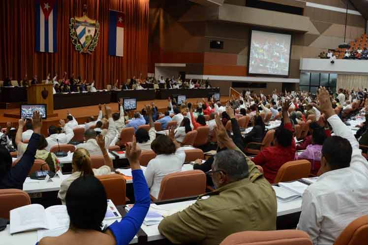 New Laws in Cuba Strengthen Constitution, Expert Notes - Radio Reloj ...