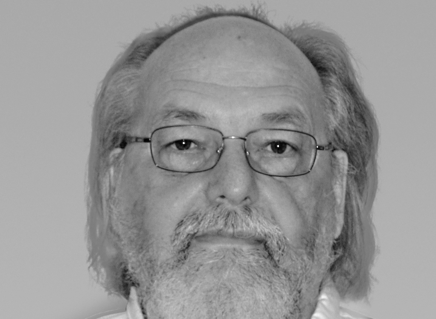 Nace el científico estadounidense de la computación Kenneth Lane ...