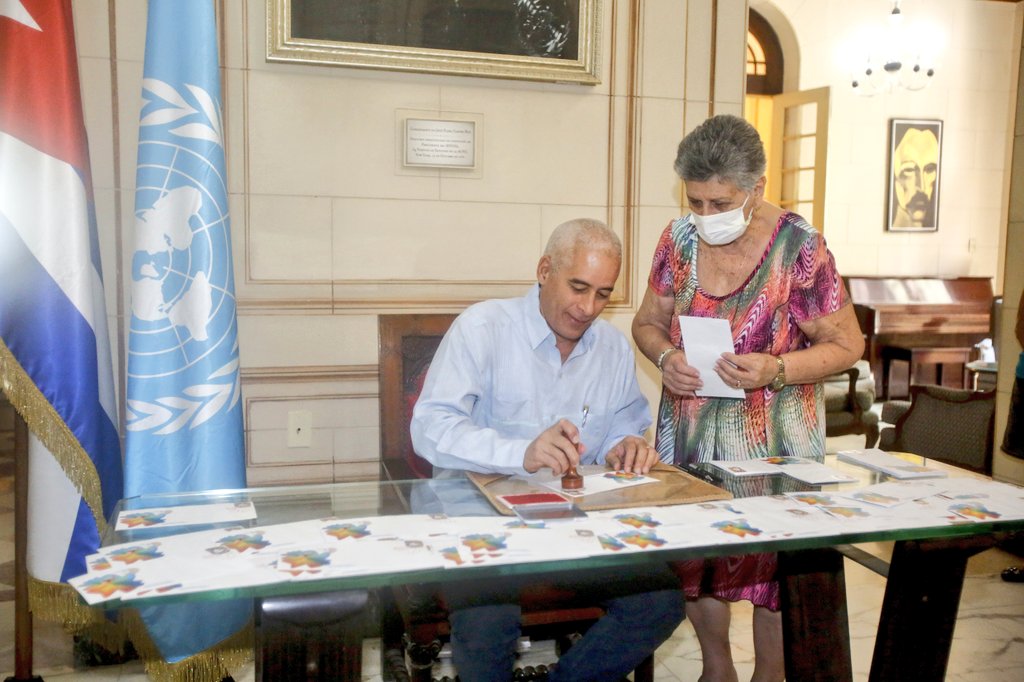 Asociación Cubana de Naciones Unidas en aniversario (Fotos) - Radio ...