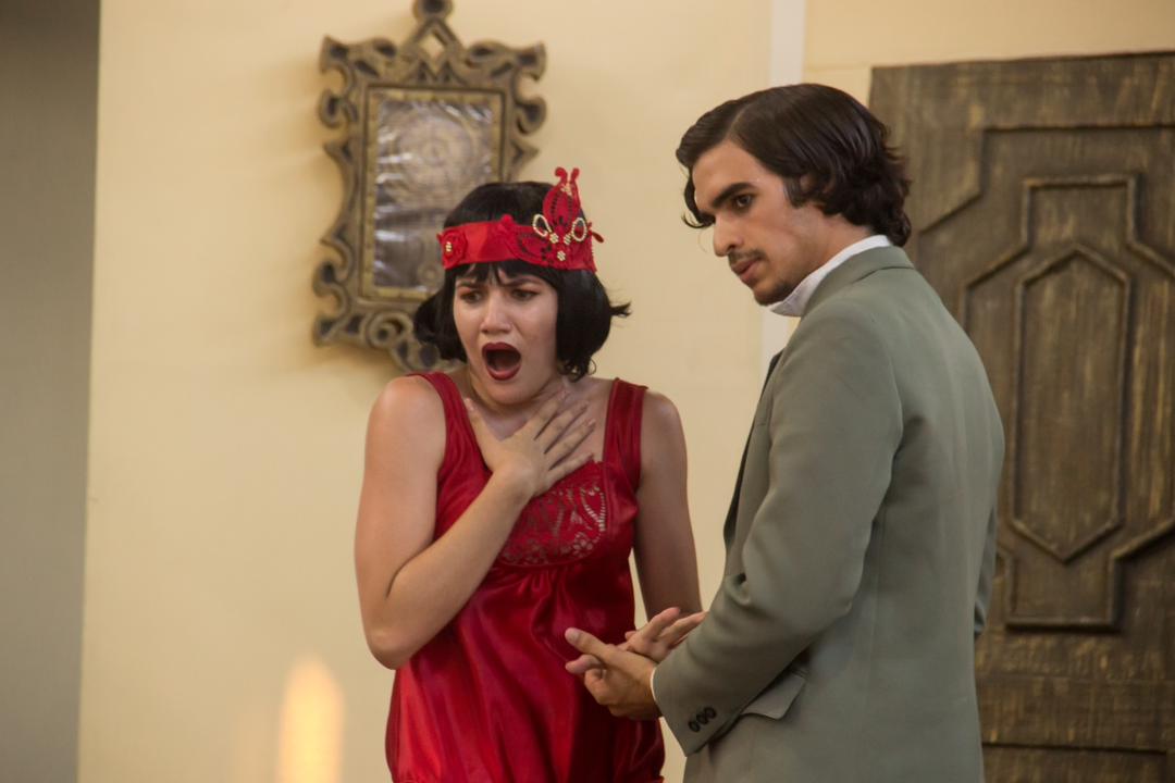 Geyla Neira: Una actriz muy joven con unas alas enormes (Fotos) - Radio ...