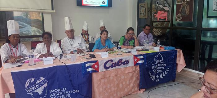 Cocina cubana: Tradición, identidad y creatividad - Radio Reloj ...