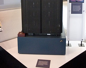 La supercomputadora IBM, Deep Blue, derrota al Gran Maestro y campeón ...